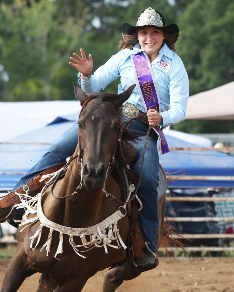 Rodeo Queen – Little Britches Rodeo of Wisconsin